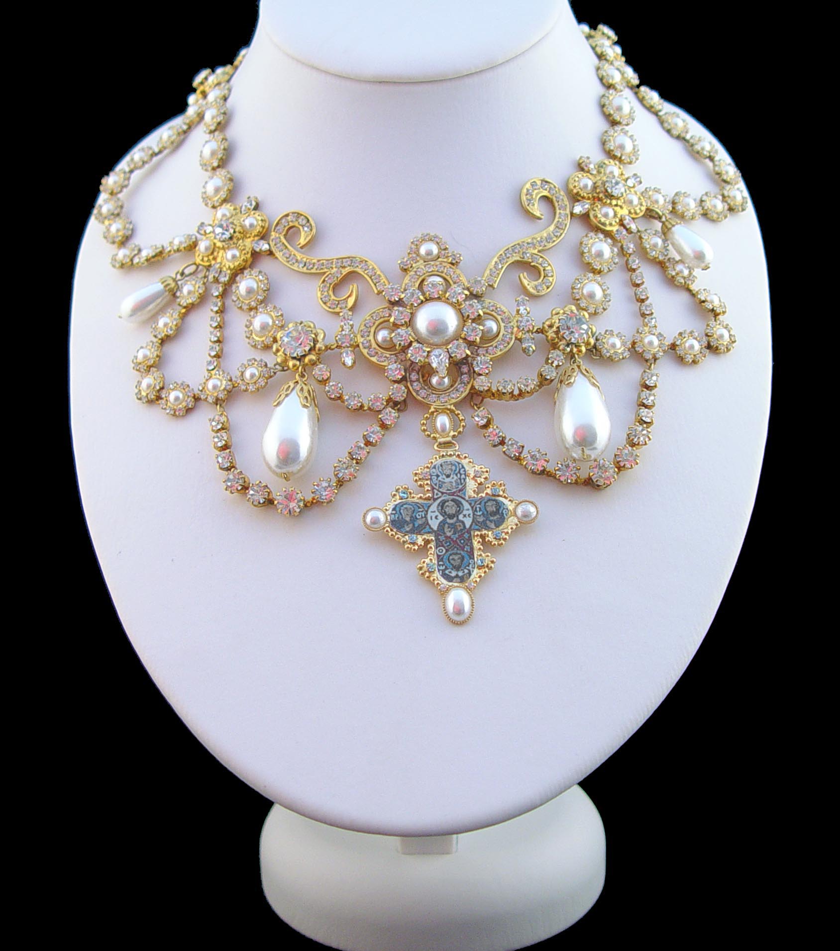 Dagmar Necklace The Freelance History Writer